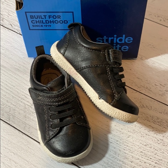 Stride Rite | Shoes | Stride Rite Black Leather Sneakers 45 | Poshmark